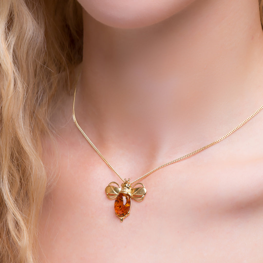 Gold Bee Necklace | Henryka UK | Amber Bee Necklace