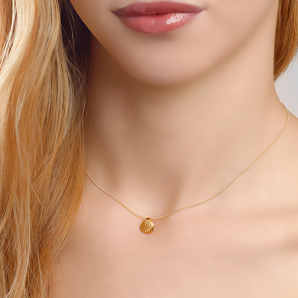 Sea Shell Necklace | Gold Shell Necklace | Henryka UK